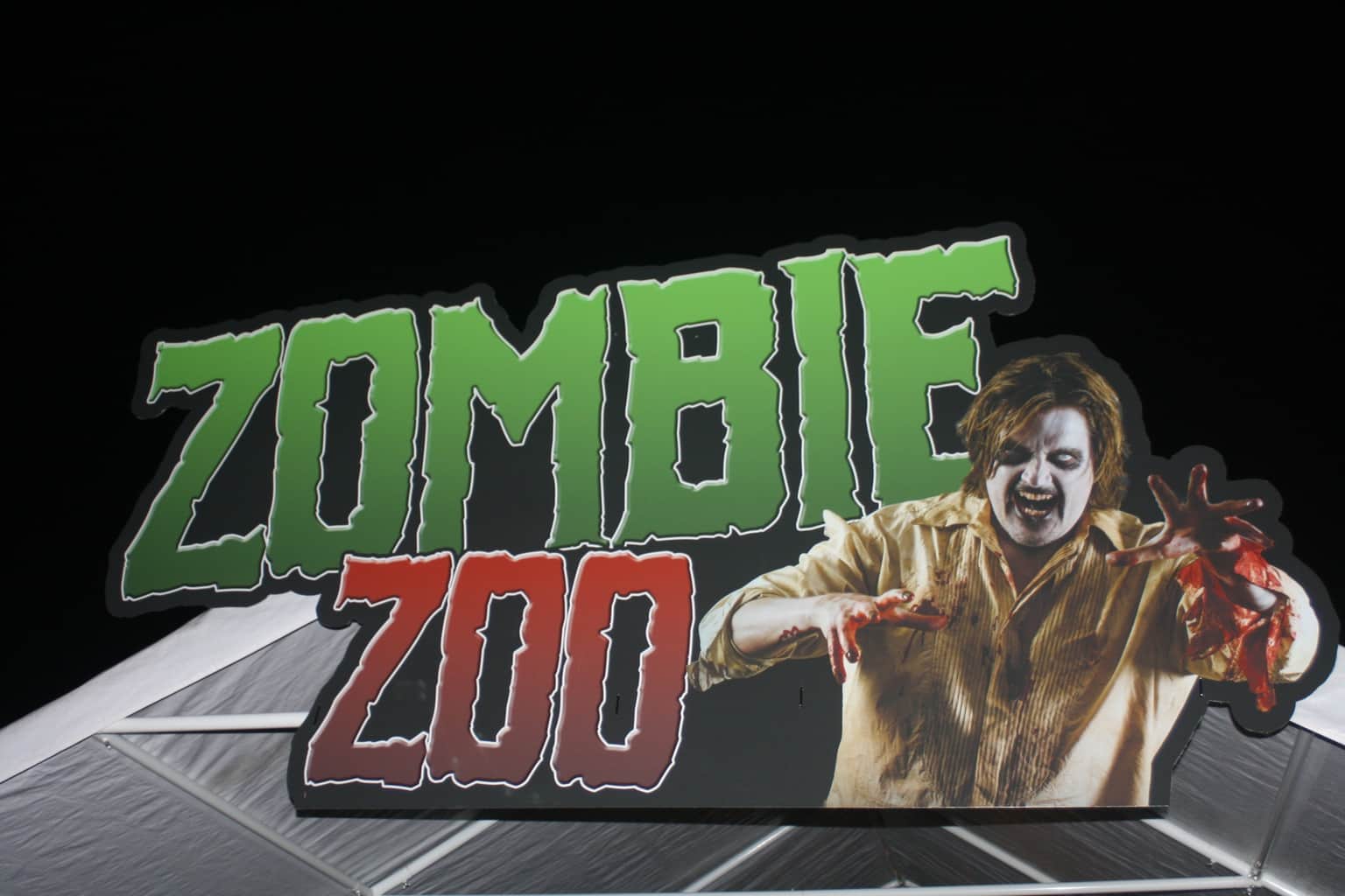 Review of terror attraction Zombie Zoo » The MALESTROM