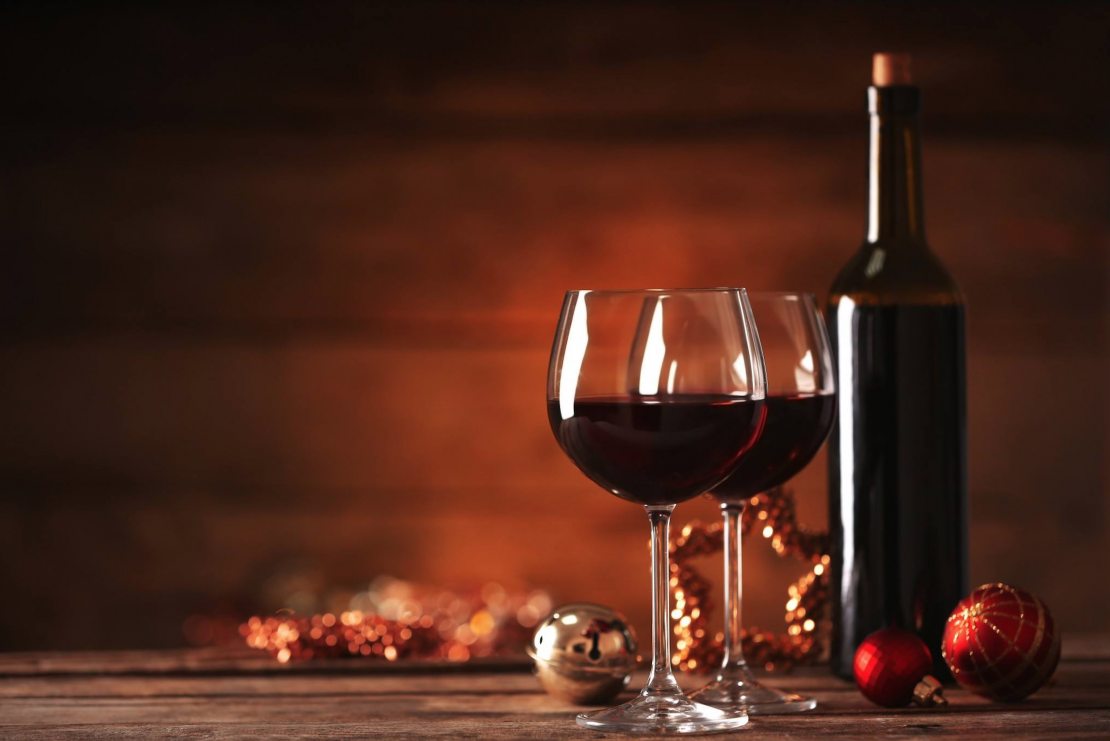 The Best Festive Wines for Christmastime » The MALESTROM